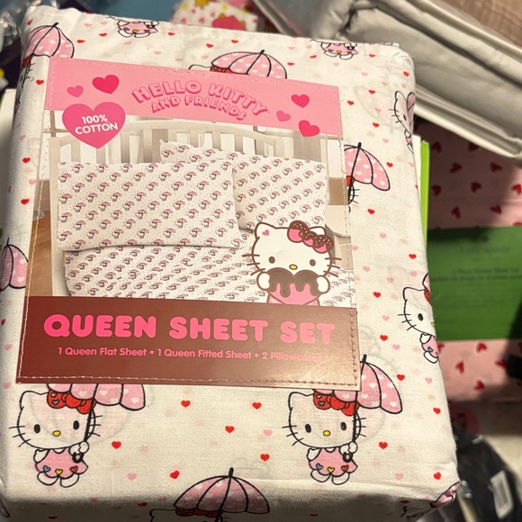 Hello Kitty | Bedding | Hello Kitty Queen Sheet Set Pink And White ...
